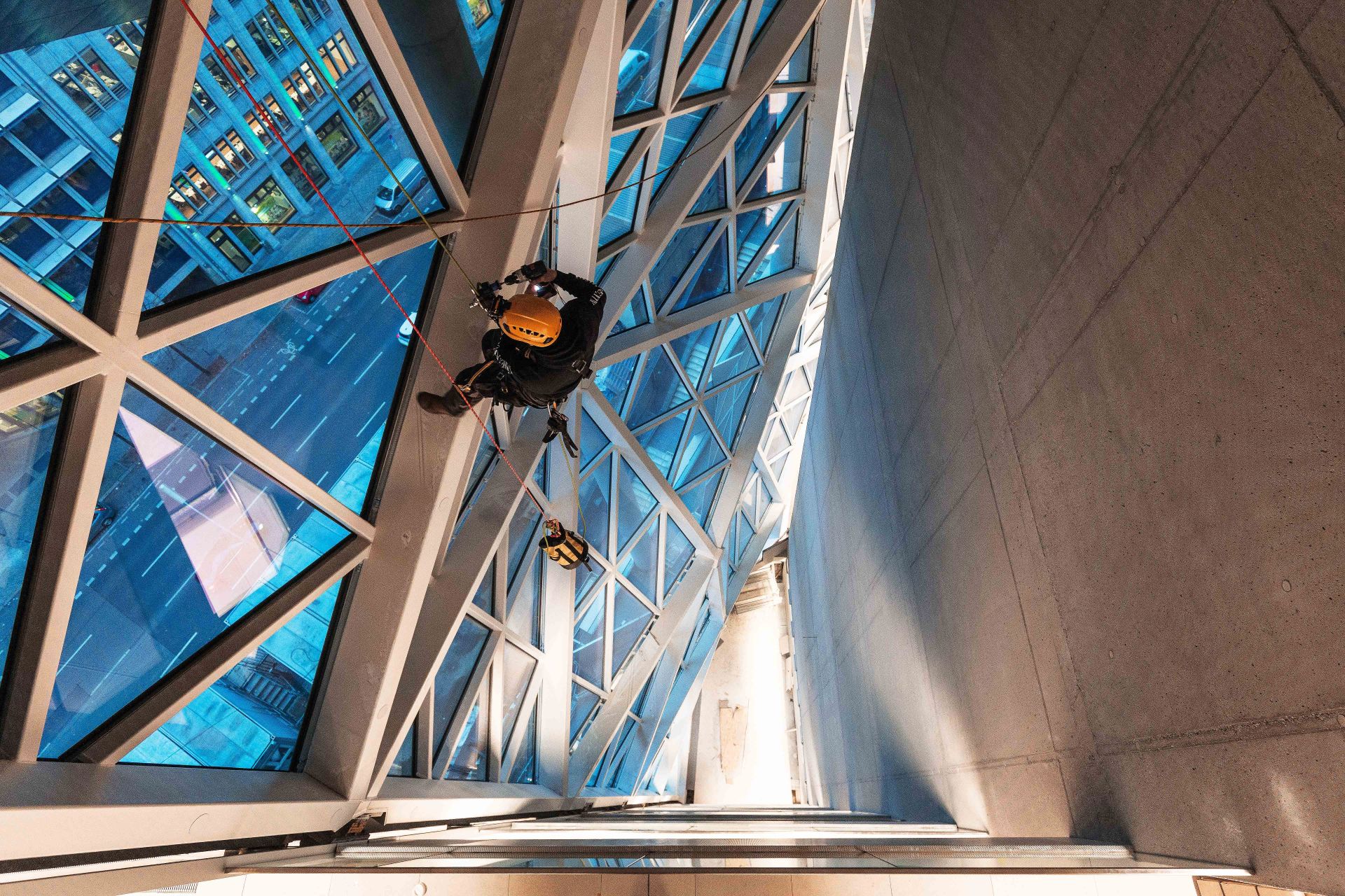 TAURUS Fassade am Axel Springer Gebäude